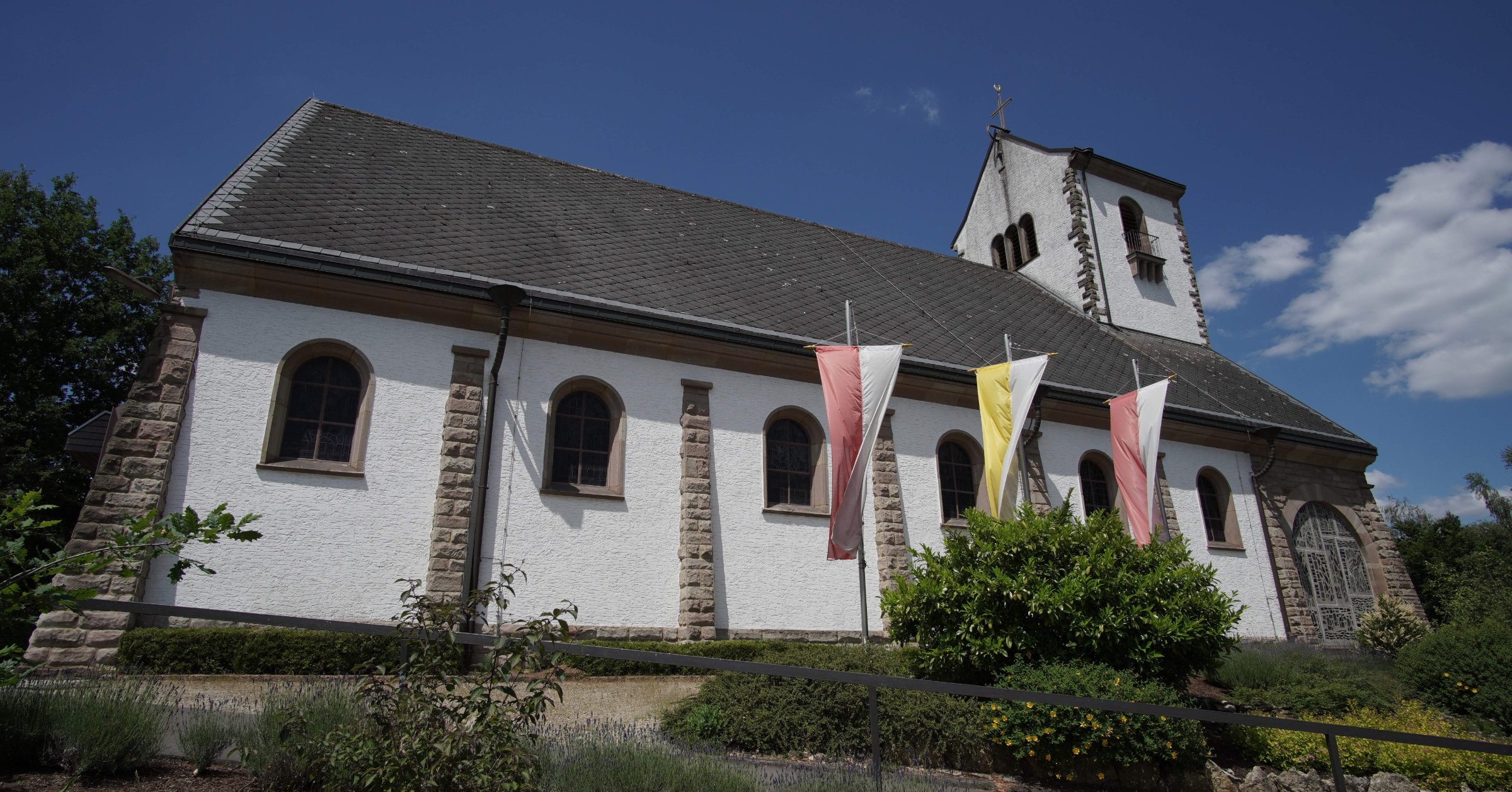 Kirche entdecken | Pfarrei Heilig Kreuz Schwalbach